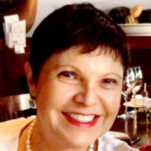 BETH RUSSO - MBRTV - Museu Brasileiro de Rádio e Televisão